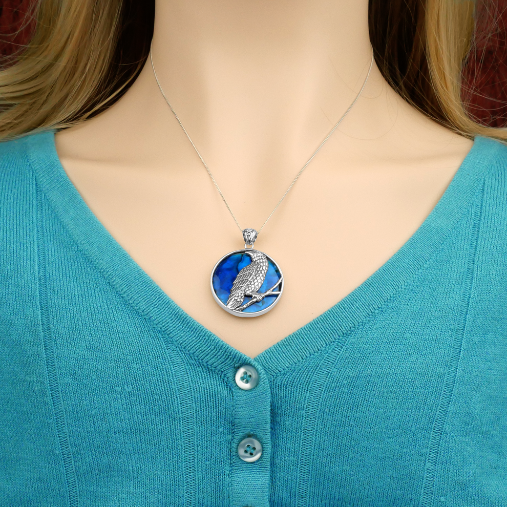 Silver Raven Pendant w/Shell – Gryphon's Moon