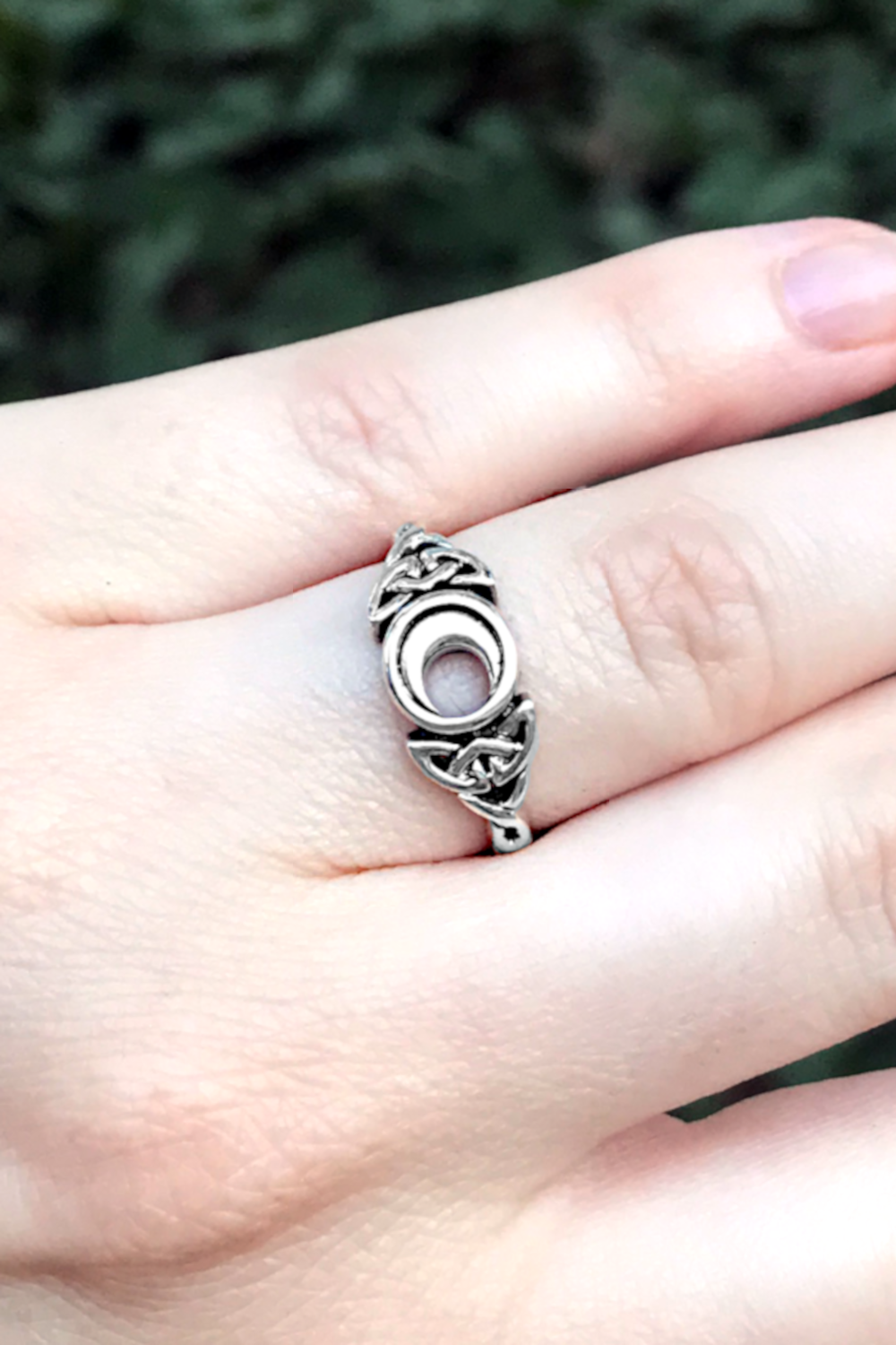 Sterling Silver Moon Ring – Celtic Crescent Band