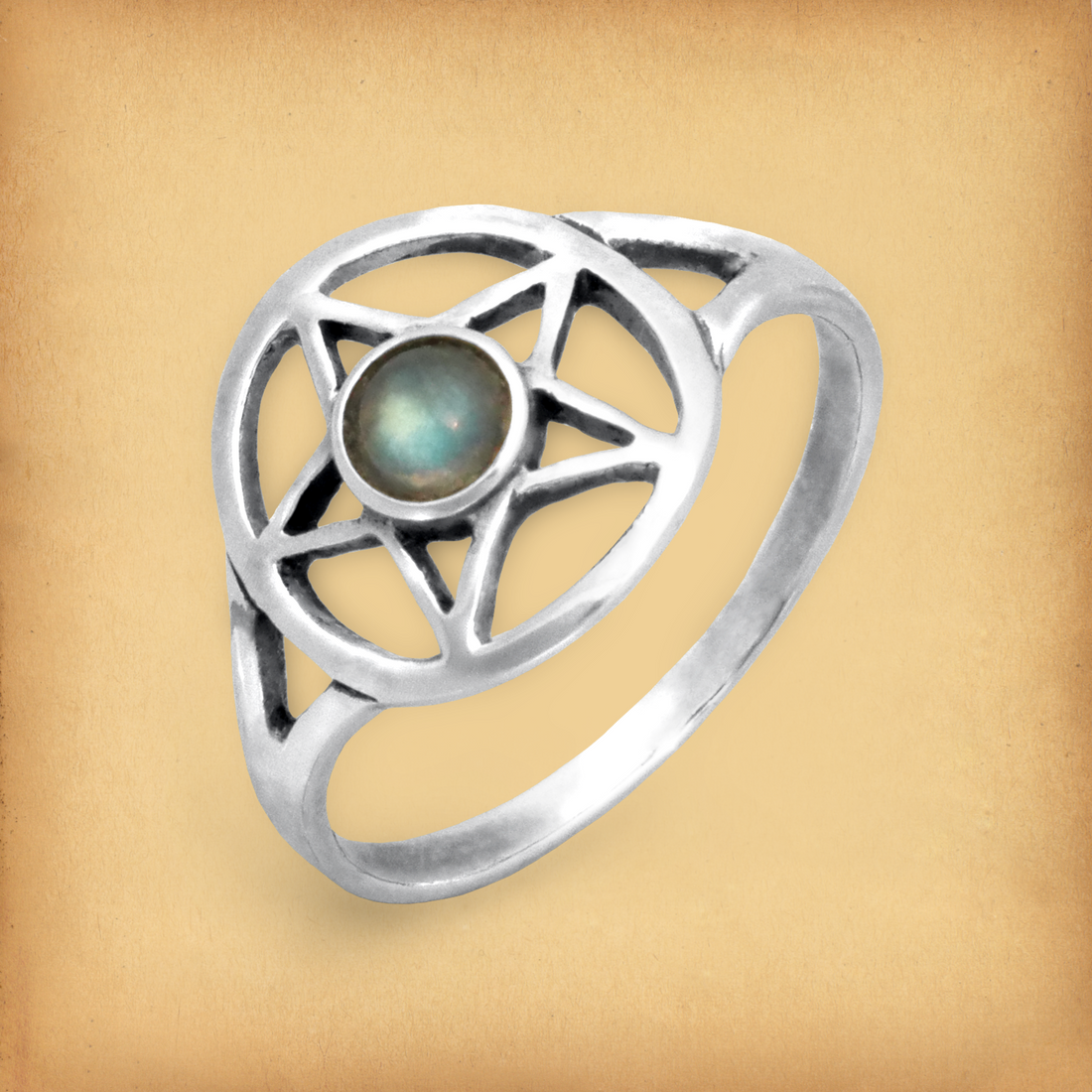 Sterling Silver Labradorite Pentacle Ring – Pagan Symbol Design